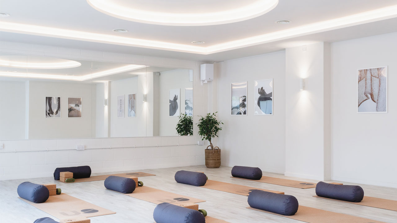 URBAN SOULS YOGA - studio guide | Om Yoga Magazine