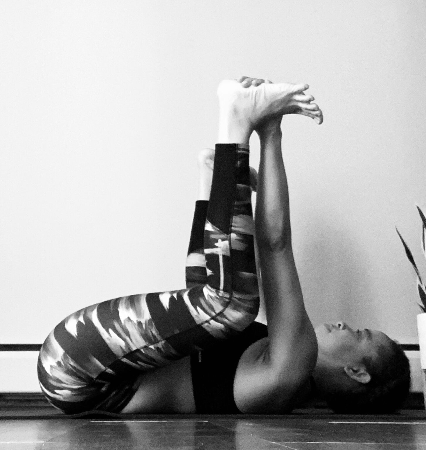 5 Yoga Poses To Decompress A Tight Back | Om Yoga Magazine