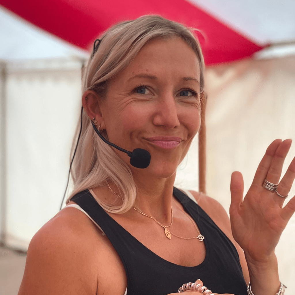 Home Yoga Space: Zoe Marlowe, Poole, Dorset | Om Yoga Magazine